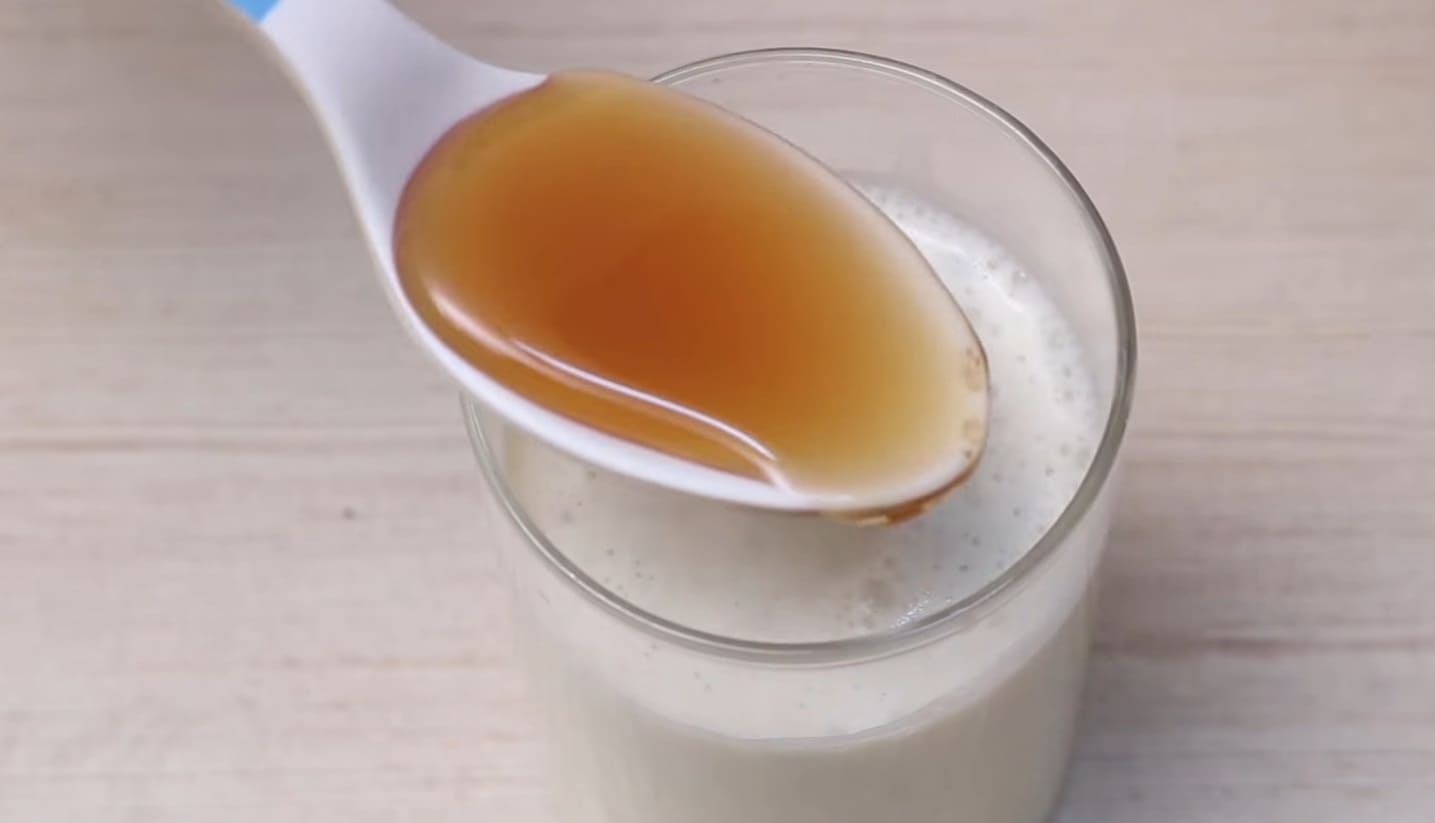 Can You Mix Milk and Honey? - CanYouMix